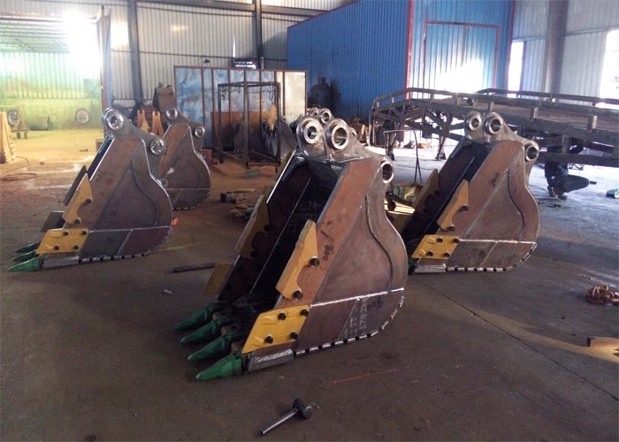 800mm Widthskid Steer Rock Bucket , Excavator Tilt Bucket Multi ...